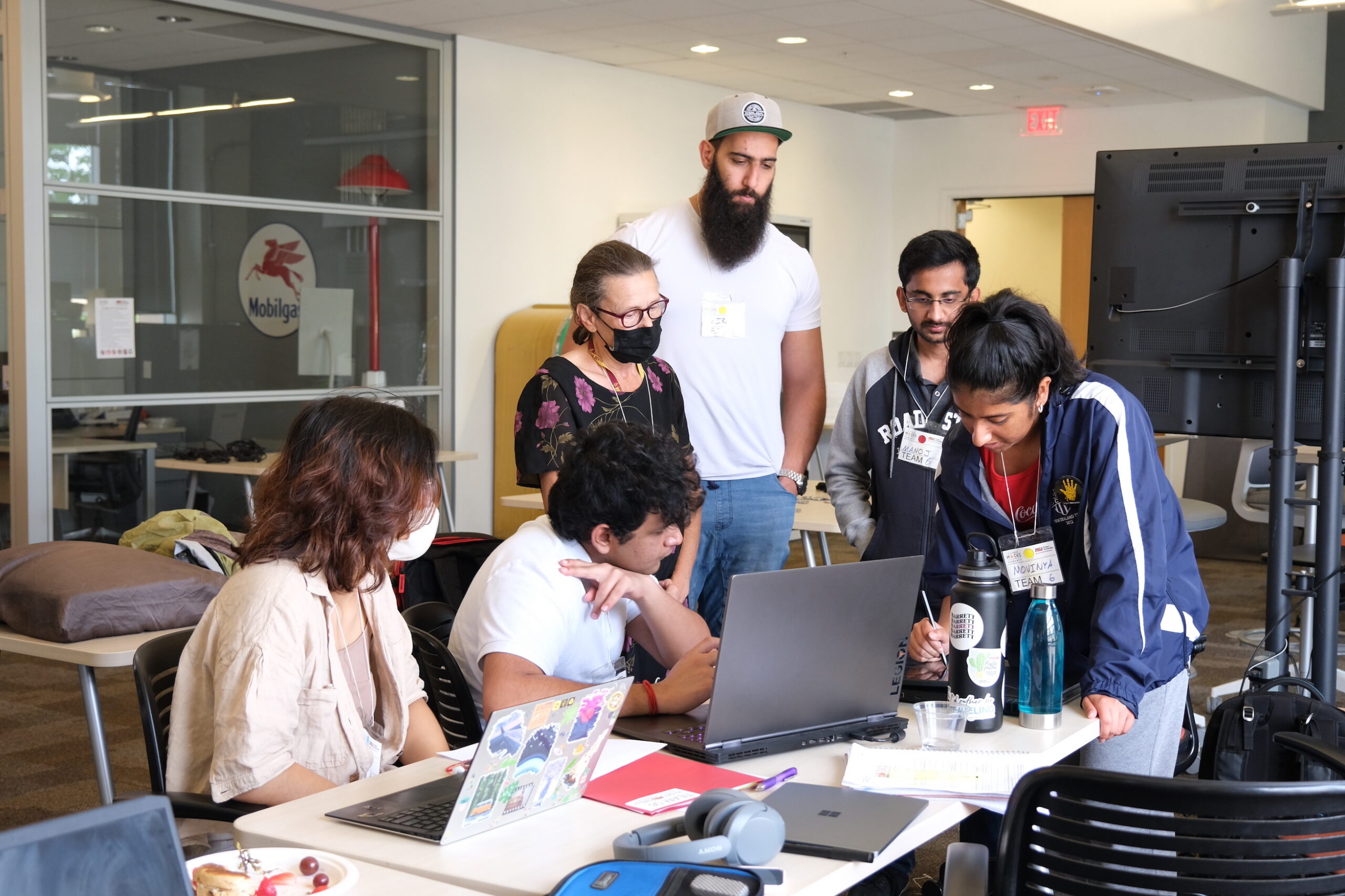 Hackathon 2022 Gallery – Hacks for Humanity